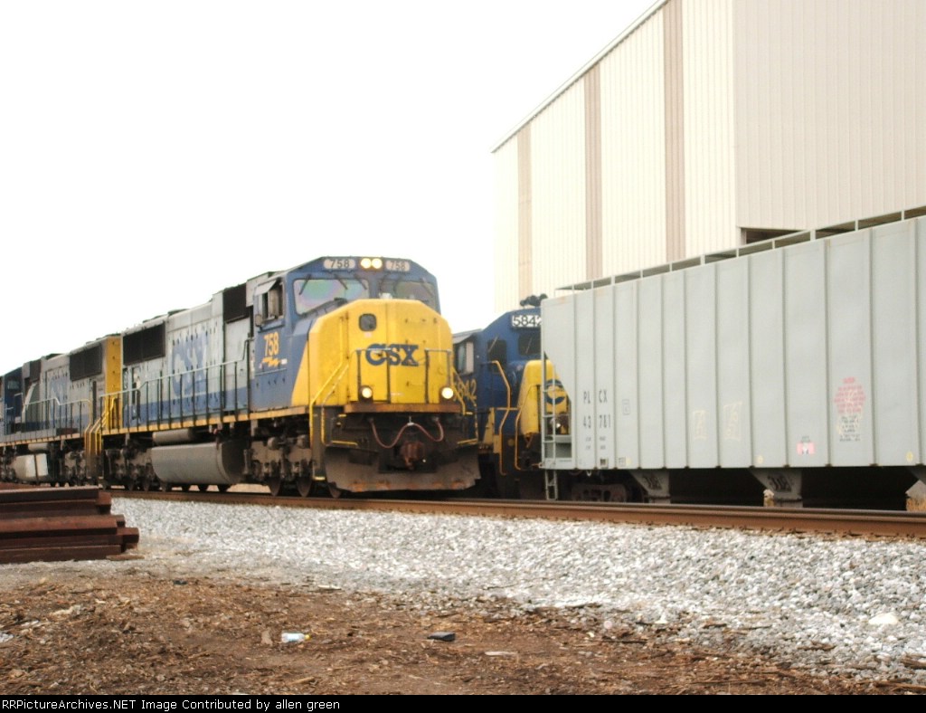 CSX 758